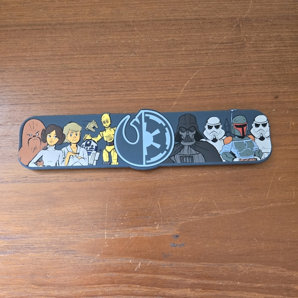 Disney | Accessories | 224 Disney Parks Star Wars Characters Family ...